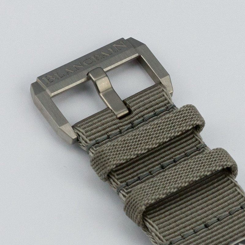 Blancpain Fifty Fathoms Bathyscaphe Titanium 5000 1210 NAGA 9 — Postimages