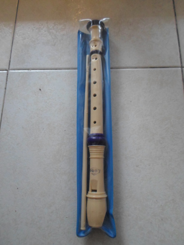 SAM 0144 — Postimages