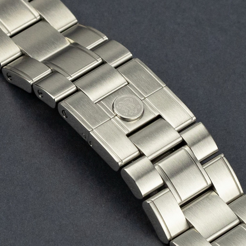 BALL Engineer III Endurance 1917 Classic Chronometer Blue NM2182C-S4C ...