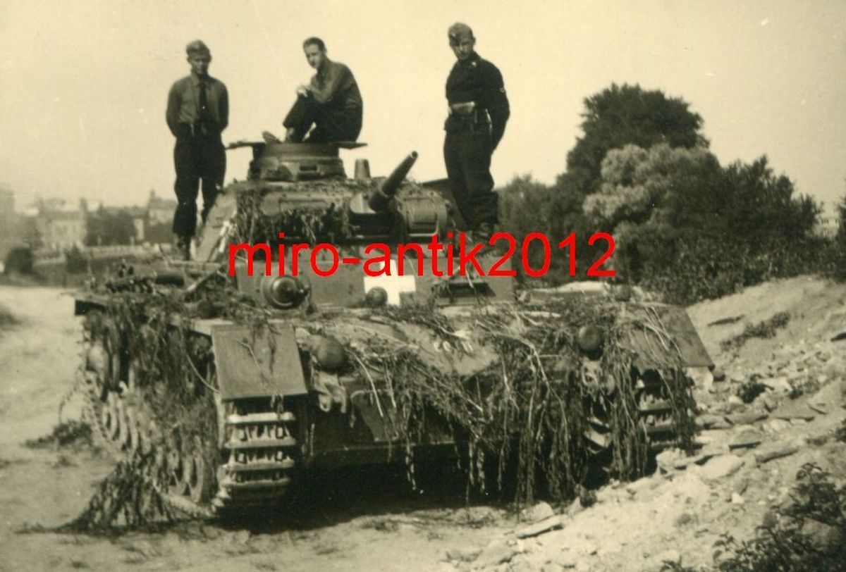 Panzerregiment 8, — Postimages