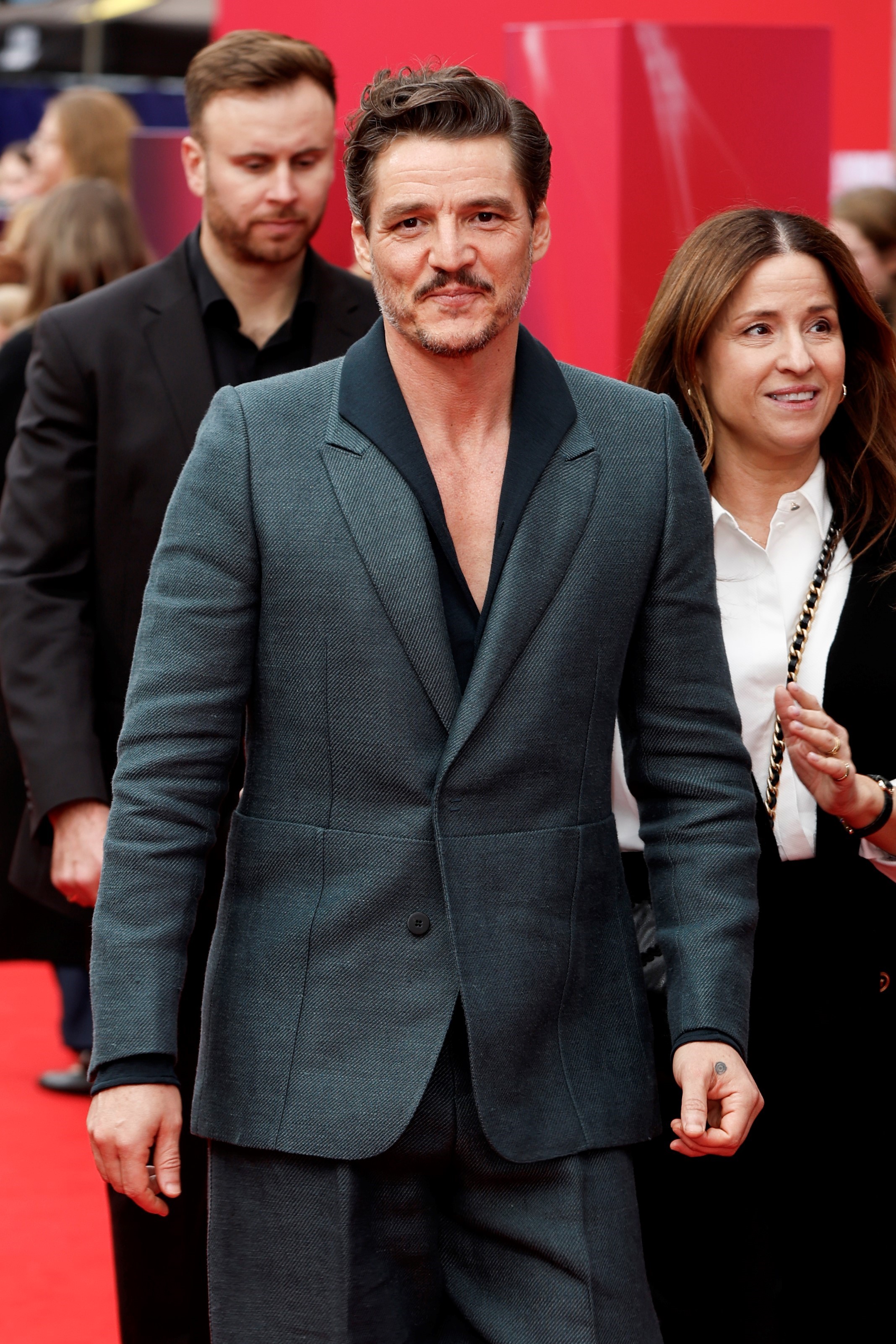 Pedro Pascal 137 — Postimages