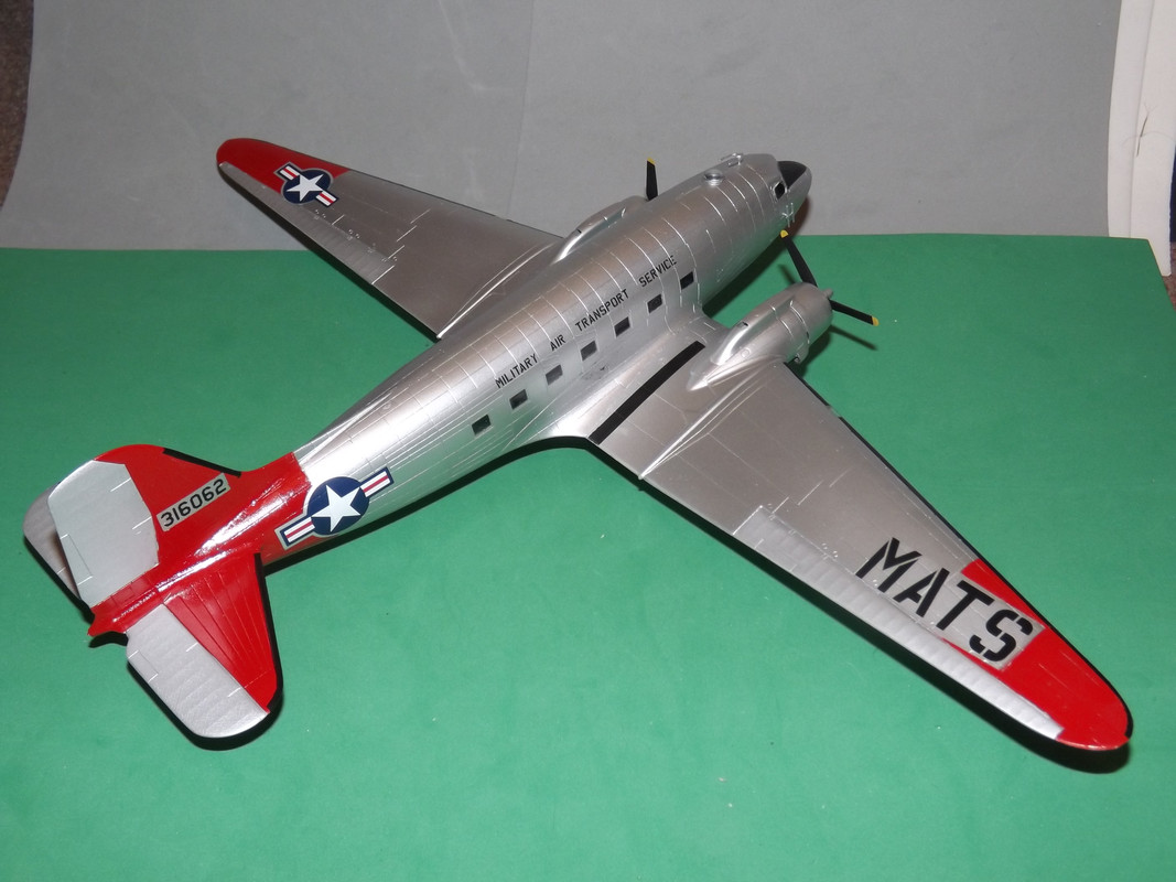 Italeri Dakota USAF RS — Postimages