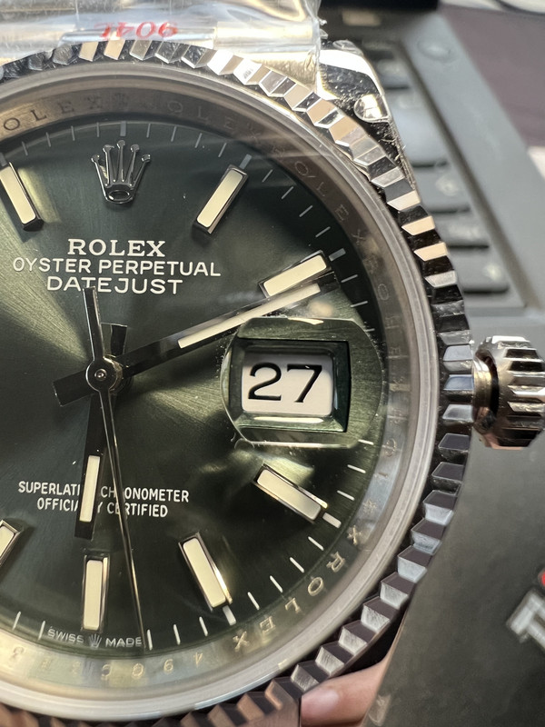 21577265 CF83 44 E8 A7 AC A6 AF987 F1669 — Postimages