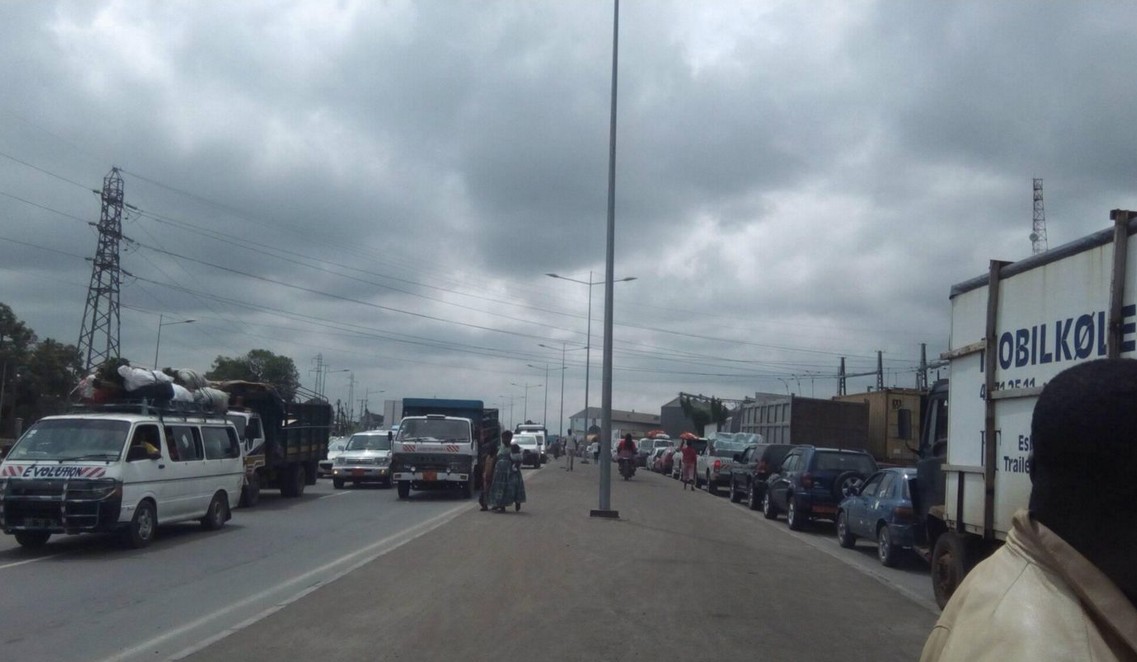 douala autoroute fghj — Postimages