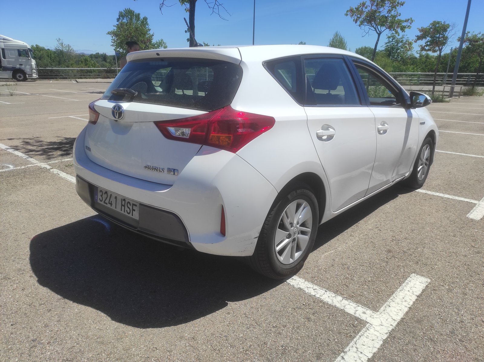 Auris 01 — Postimages