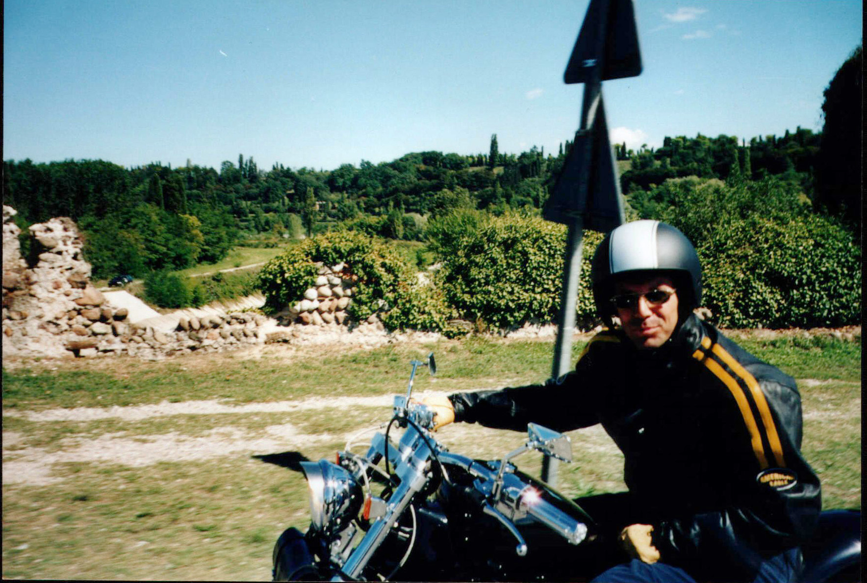 Shadow 2001 — Postimages