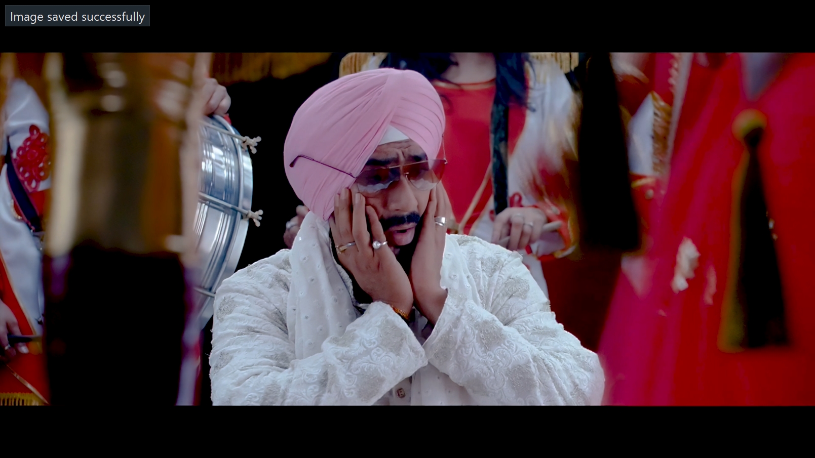 Sonakshi SInha Hot Rani Raja 4k Son Of Sardar mp4 snapshot 01 22 055 ...