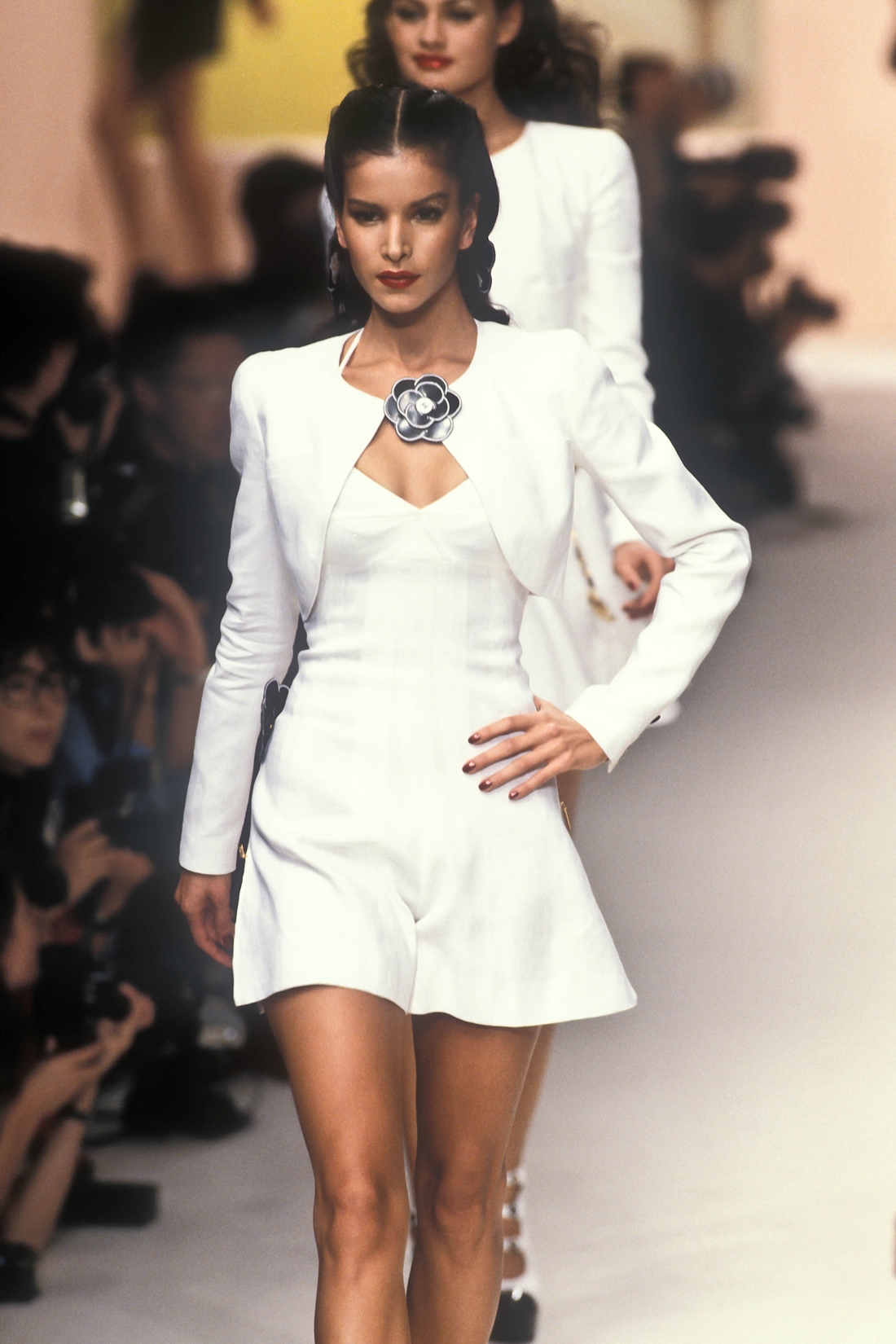 Fashion Classic: CHANEL's 1995 Spring/Summer Fashion Show | Page 3 ...