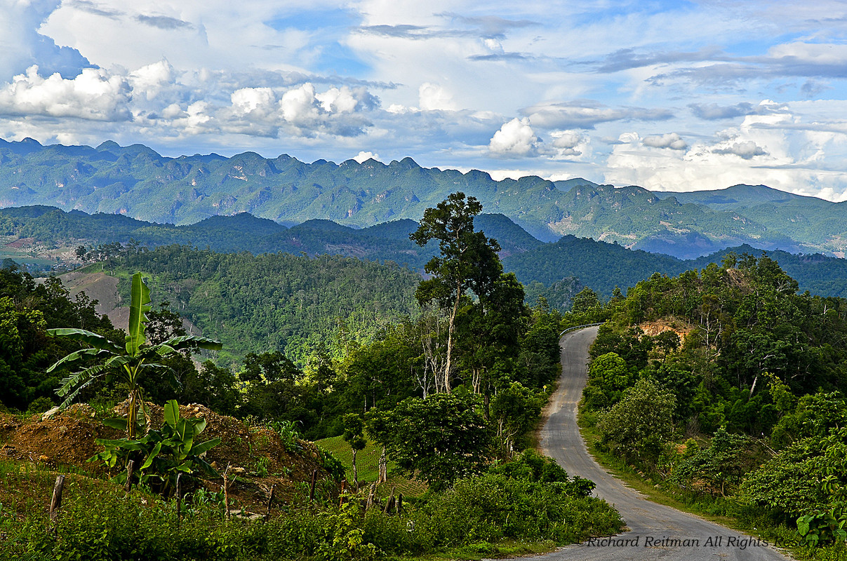 Road in Northern Thailand 1 — Postimages