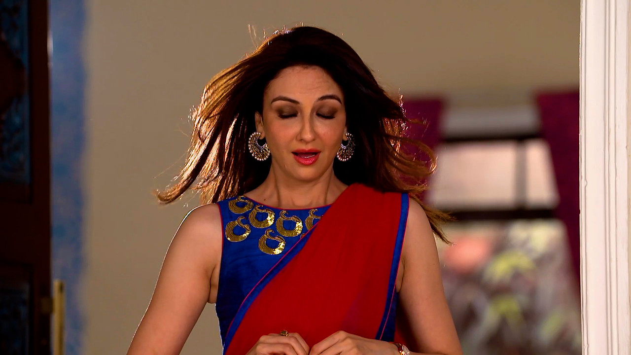 Sequence 02 00 01 15 04 Still023 — Postimages