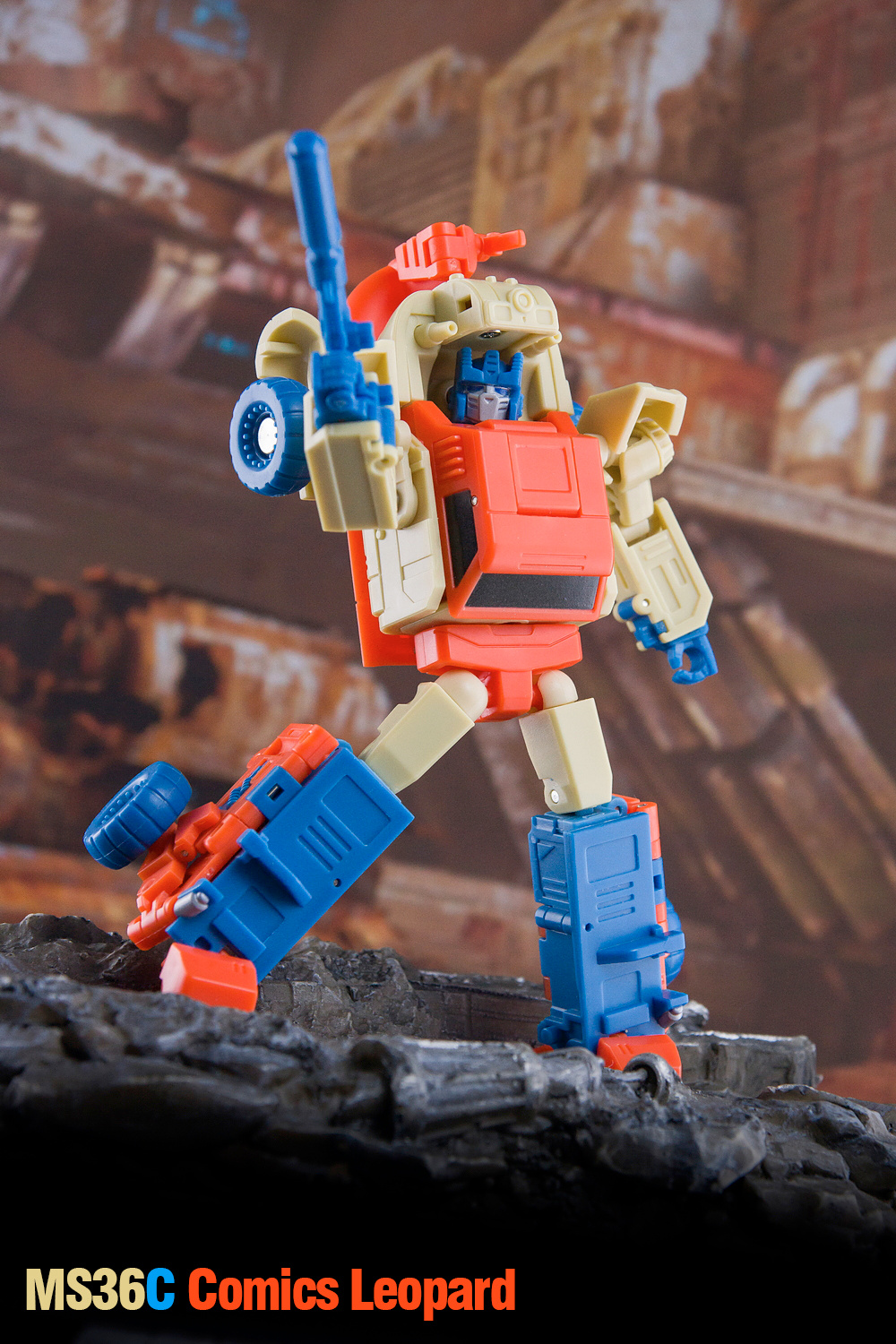 30 MS36 C COMICS LEOPARD — Postimages