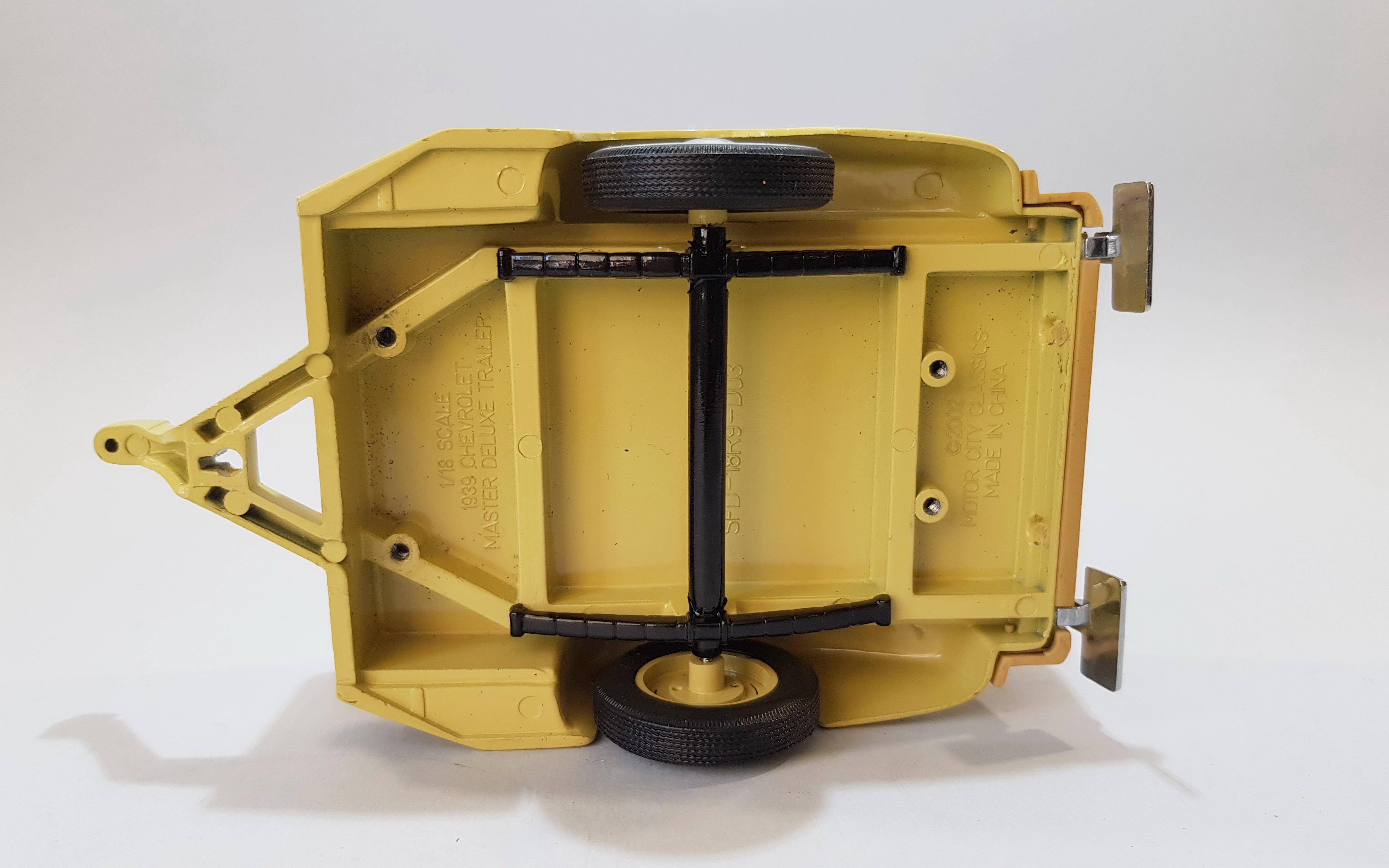 CV39 TRL513 — Postimages