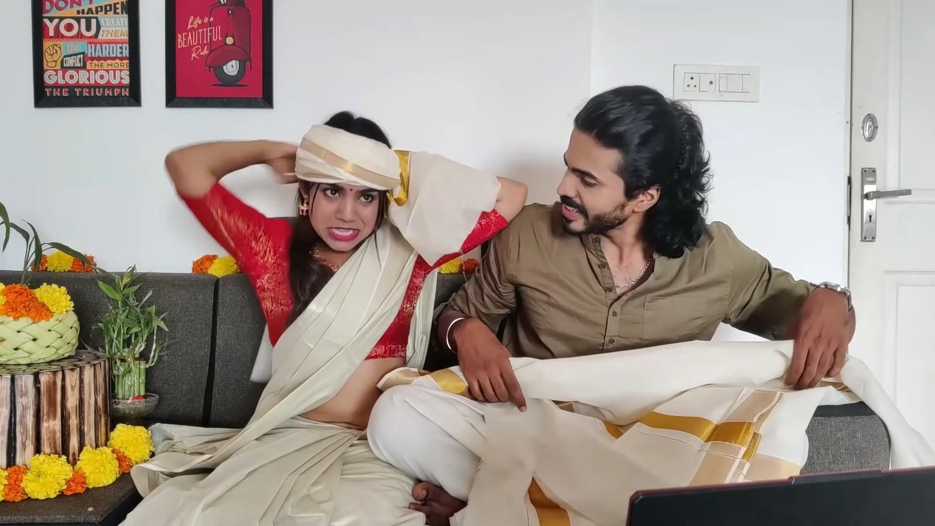 Jisna Sexy navel in kerala saree mp4 snapshot 00 03 666 — Postimages