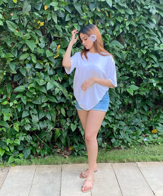 g Copy — Postimages