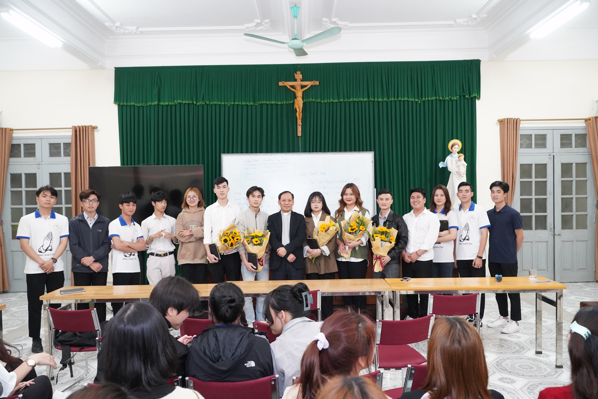 LAM06315 — Postimages