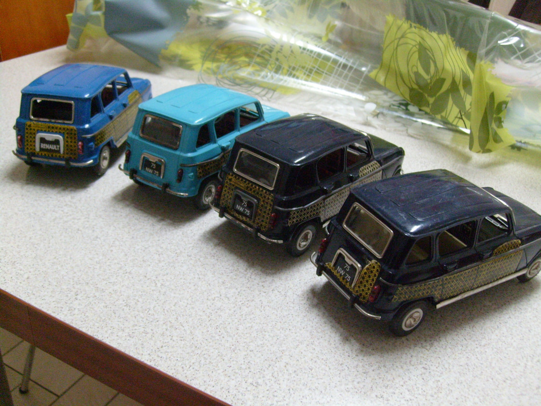 S7300345 — Postimages