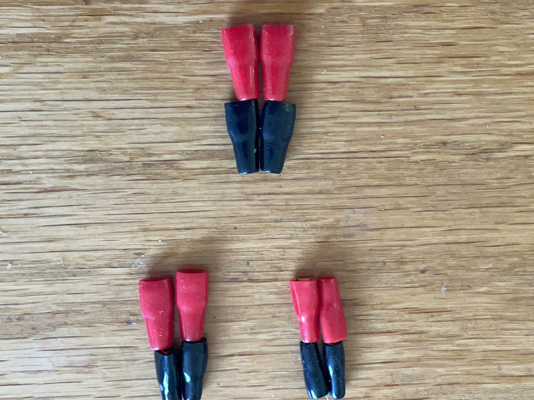 22 internal wire connectors — Postimages