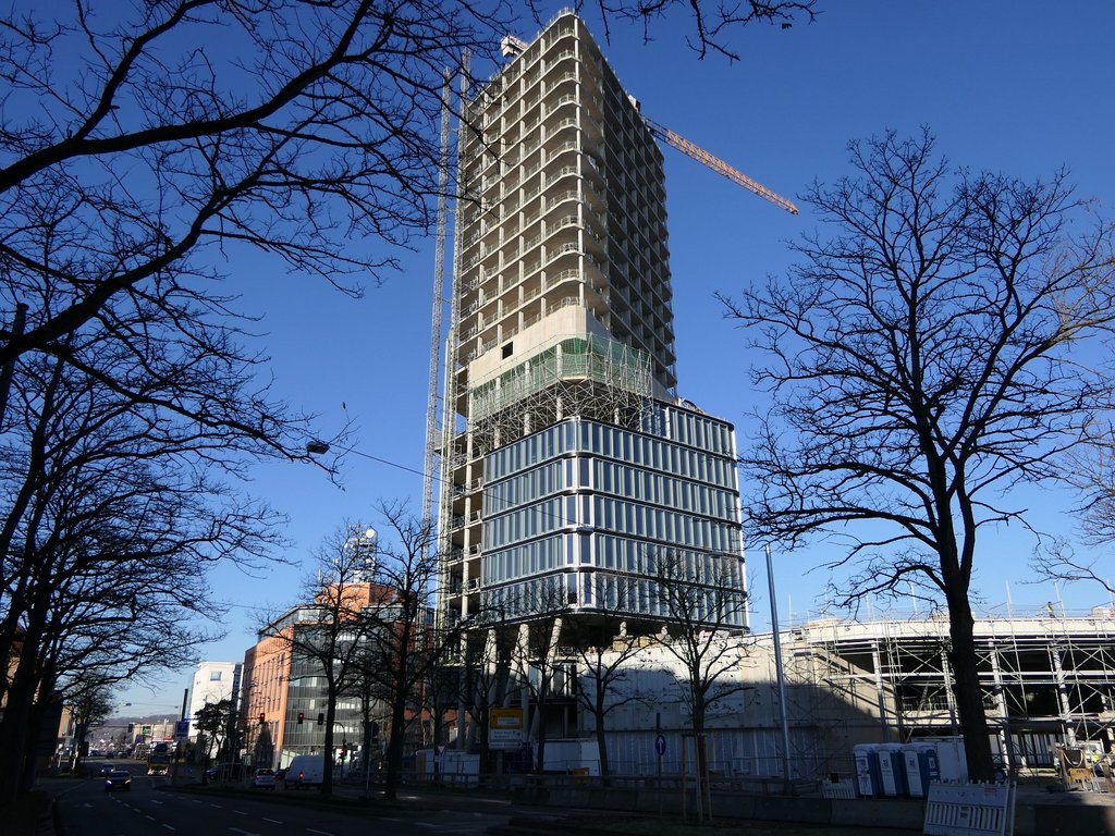 STUTTGART | Porsche Design Tower | 90m | 25 fl | T/O | SkyscraperCity Forum
