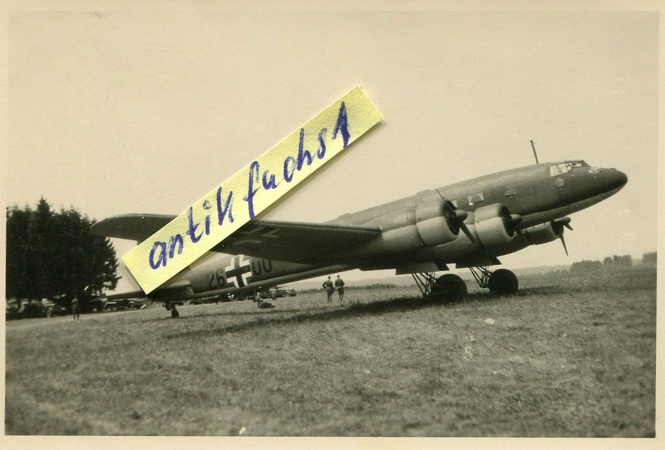 26 00 — Postimages