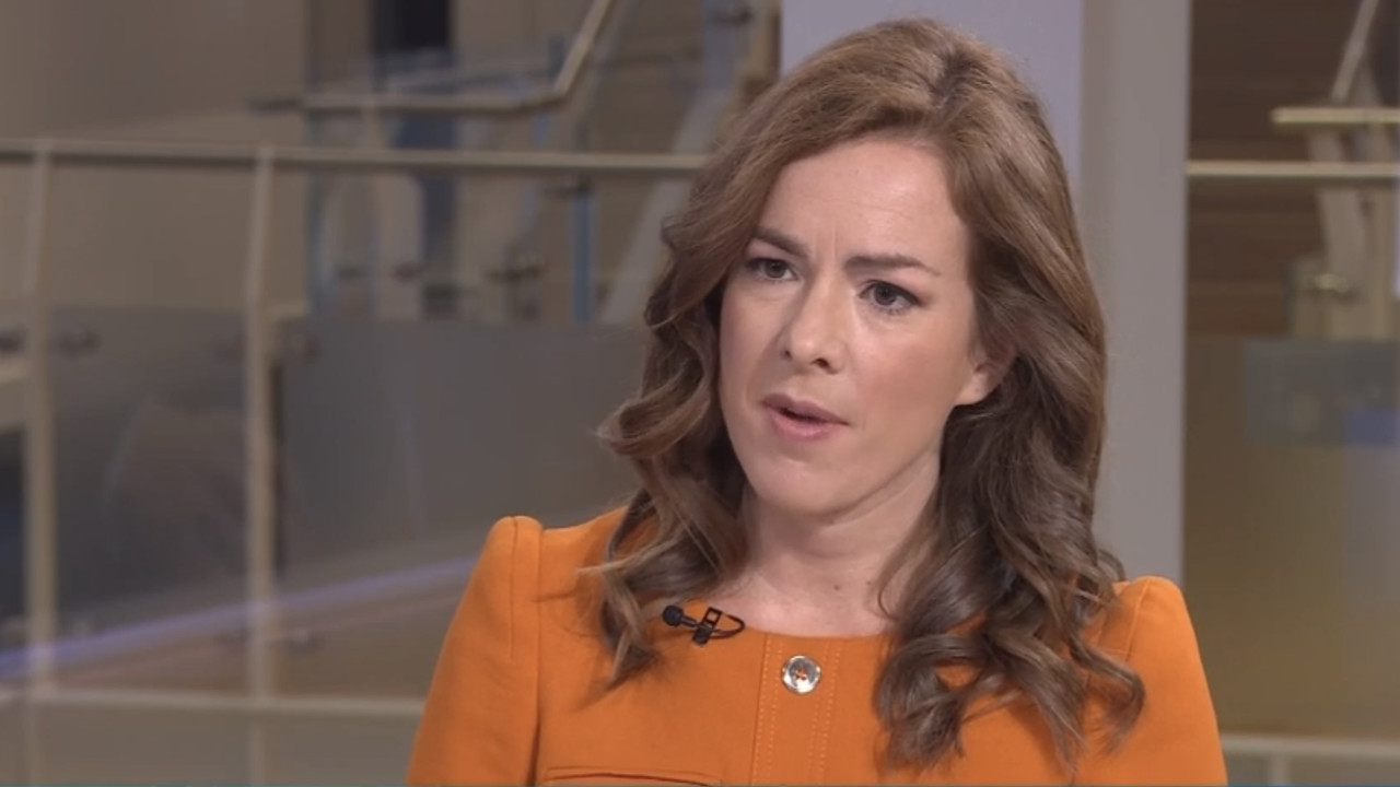 A138 FCDC B410 4 E18 B760 B7 A542 B58 CD2 — Postimages