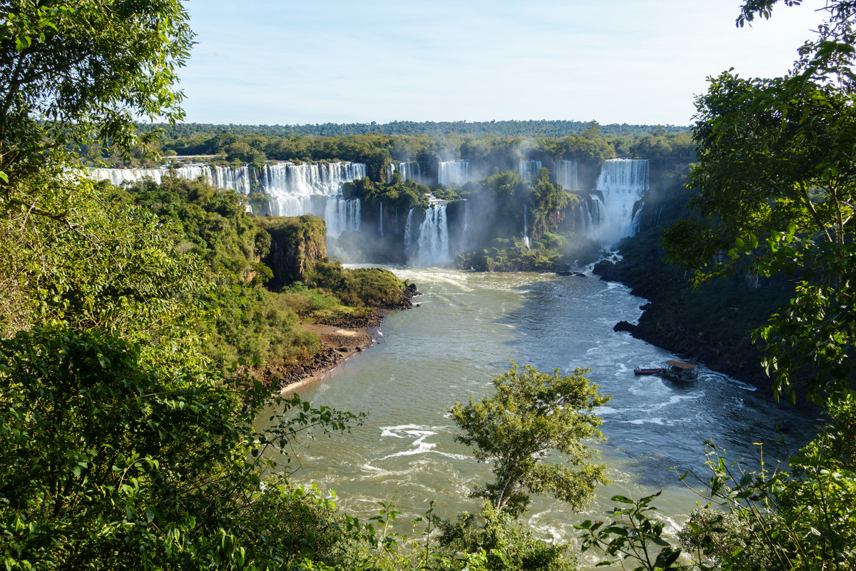 Iguassu Falls 07300 2 — Postimages