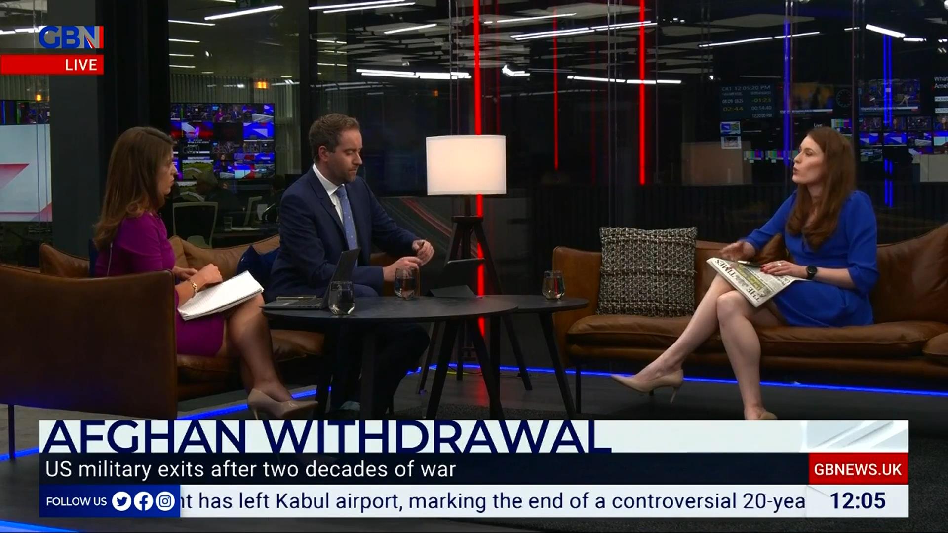 Amelia Harper Rosie Wright 310821 mp4 snapshot 02 59 [2021 08 31 23 19 ...