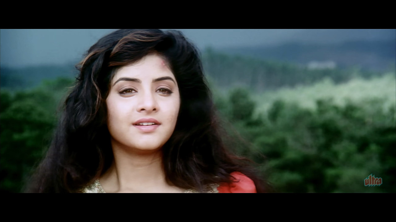 Divya Bharati Tu Pagal Premi Awara webm 20201024 182220 111 — Postimages