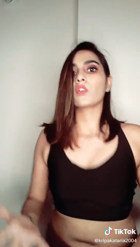 Desi Girl Big deep navel hole mp4 snapshot 00 06 274 — Postimages