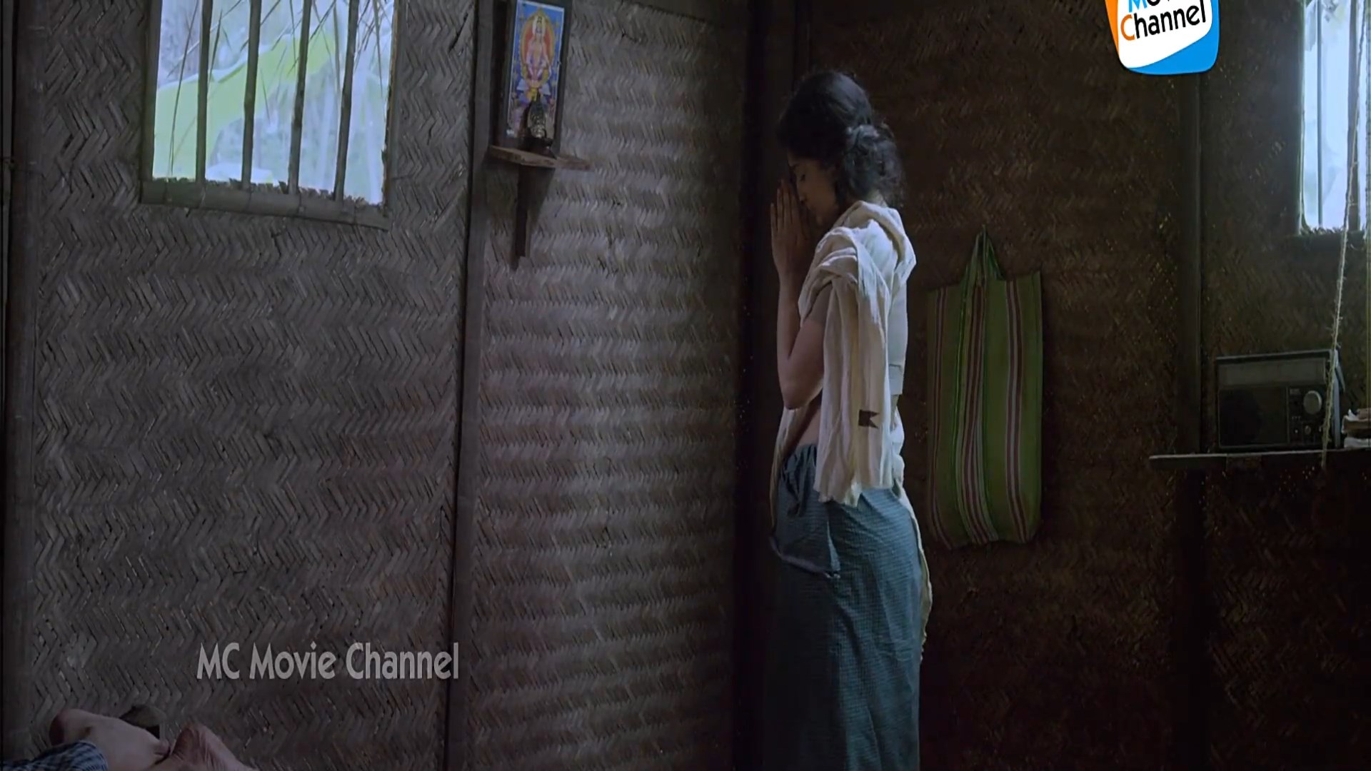 Lakshmi priya,meera jasmine hot scenes ithinappuram mkv snapshot 00 02 ...