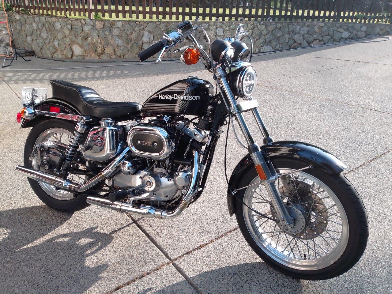 1976 Sportster Right Side View — Postimages