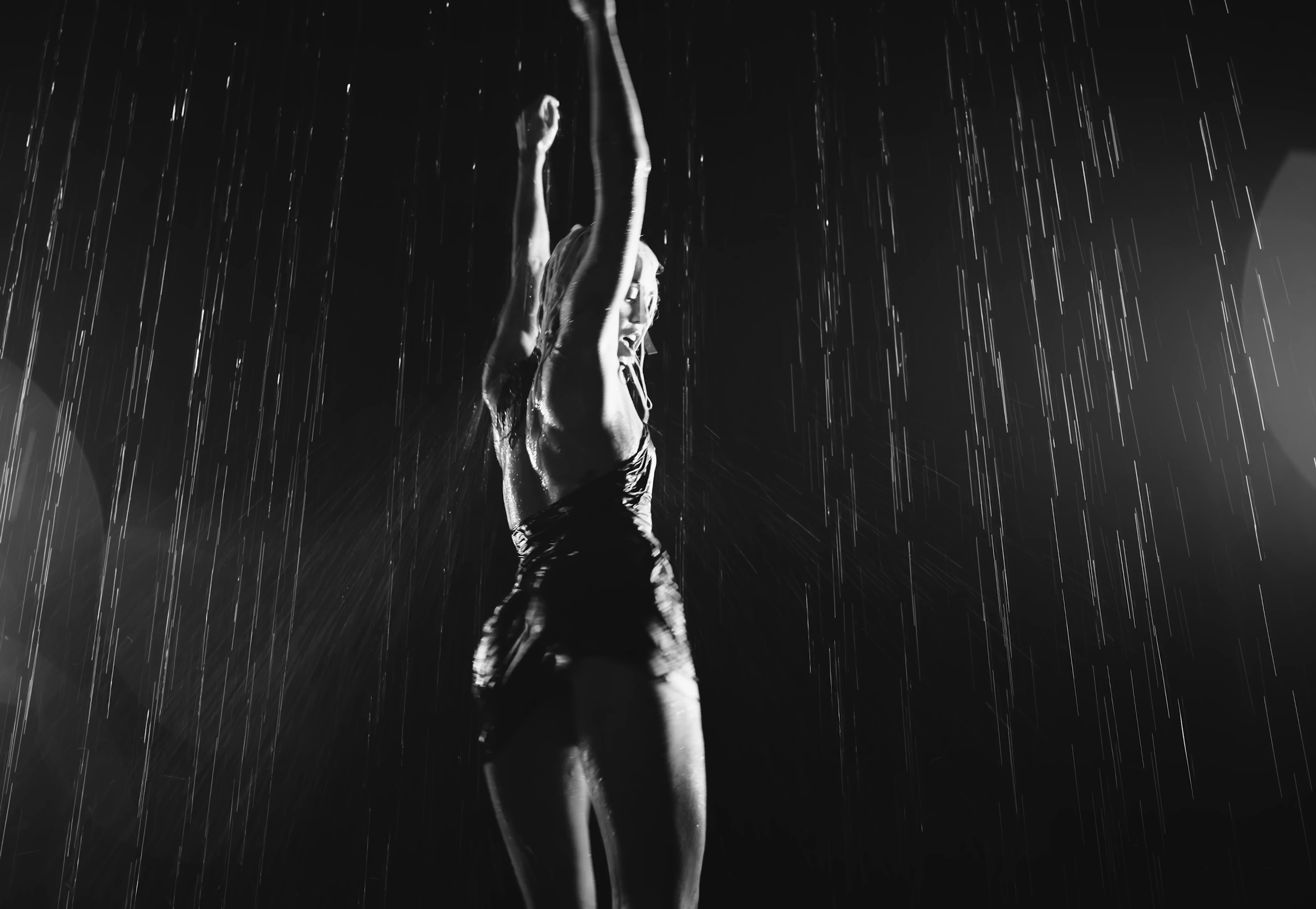 MC R (10) — Postimages