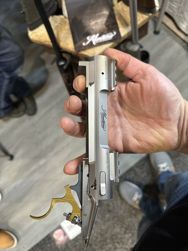 861 CF79 A 162 F 4514 9648 AE82 B8 FB11 BD — Postimages