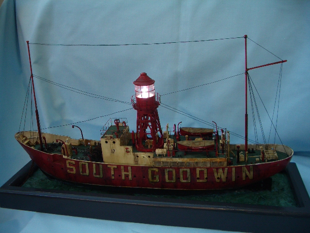 Revell 1/144 South Goodwin Lightship (05202) - - The Airfix Tribute Forum