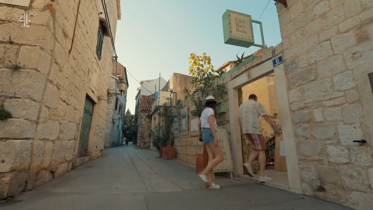 2022 04 11 21 30 Chan4 Travel Man 48 Hours In Split 10x2 mp4 snapshot 11 58 184 — Postimages