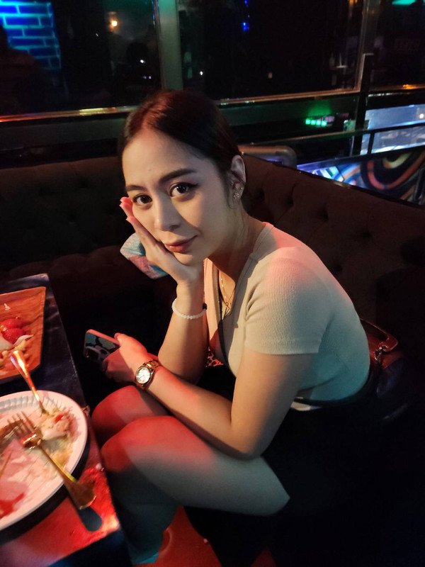 2884 AF9 E 423 B 4572 980 B 3 DD4140 CA9 F6 — Postimages