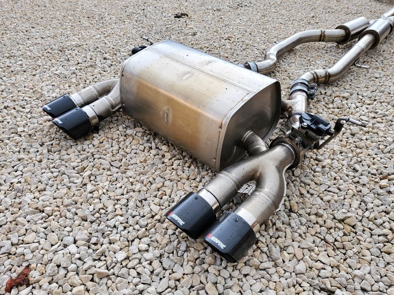 F80 MPE with Active Autowerke Equal Length Midpipe, VRSF Catless ...