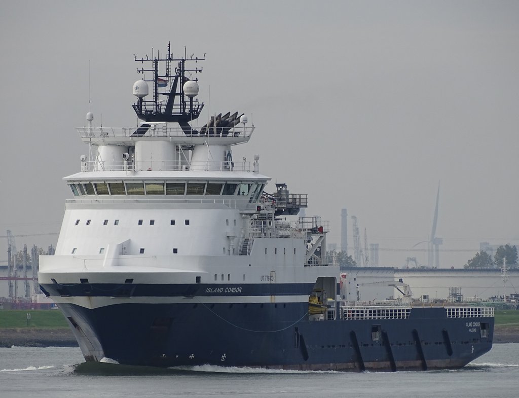 Spotten in De Hoek. - Pagina 644 - SCHEEPVAART FORUM