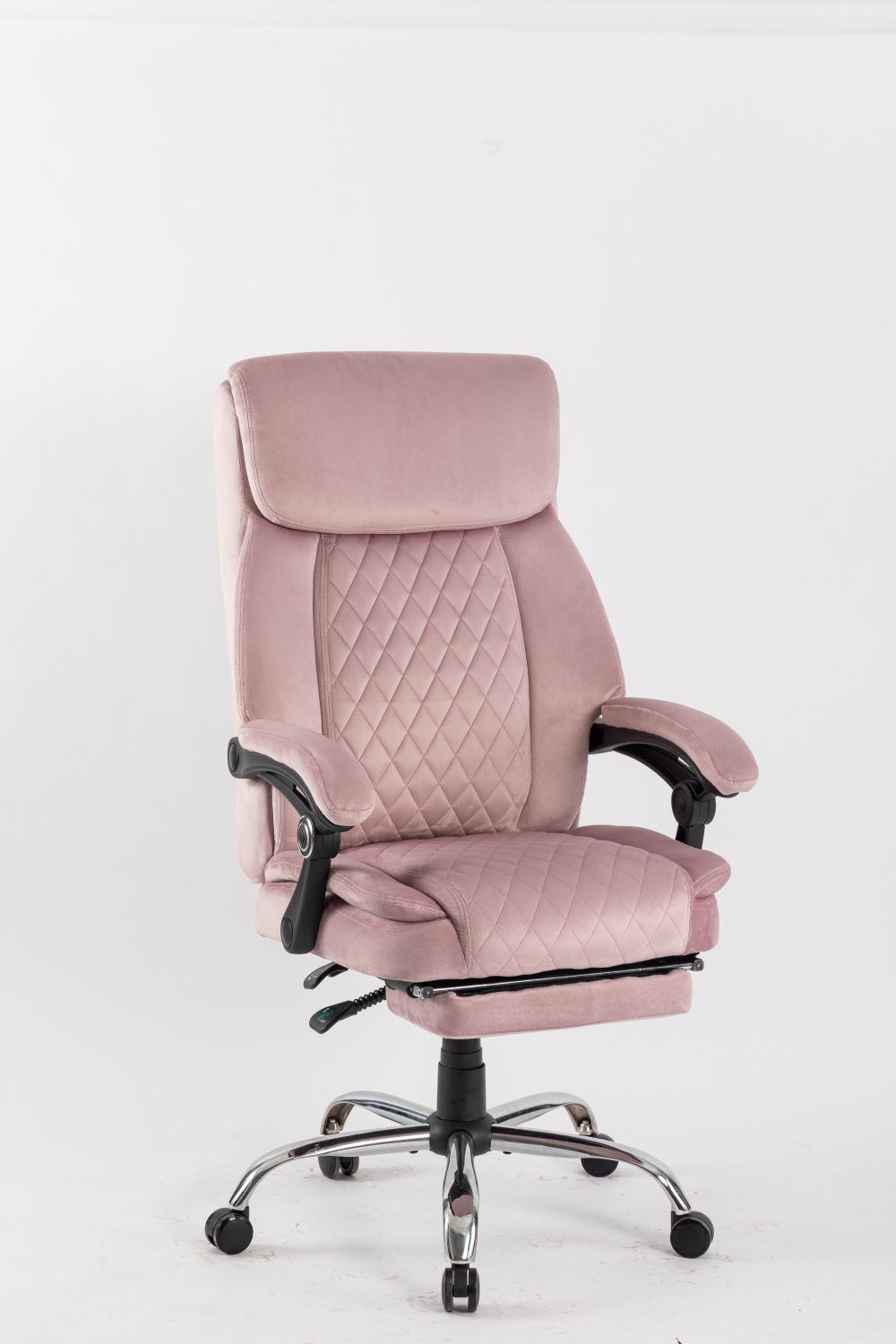 014A4477 — Postimages