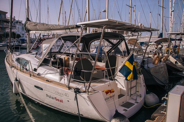 Solar panel arch SO 409 | Jeanneau Owners Forum