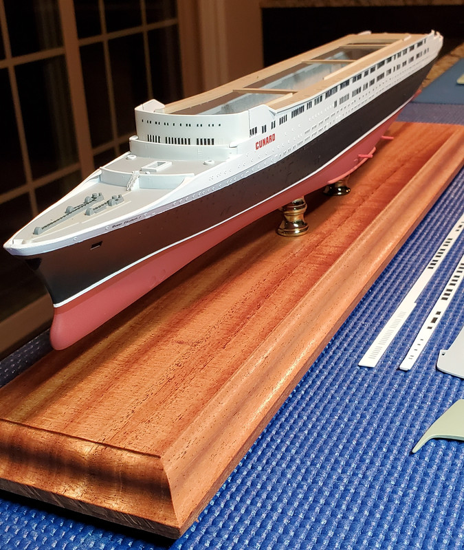 Airfix 1/600 RMS Queen Elizabeth 2 - Work in Progress - Maritime ...