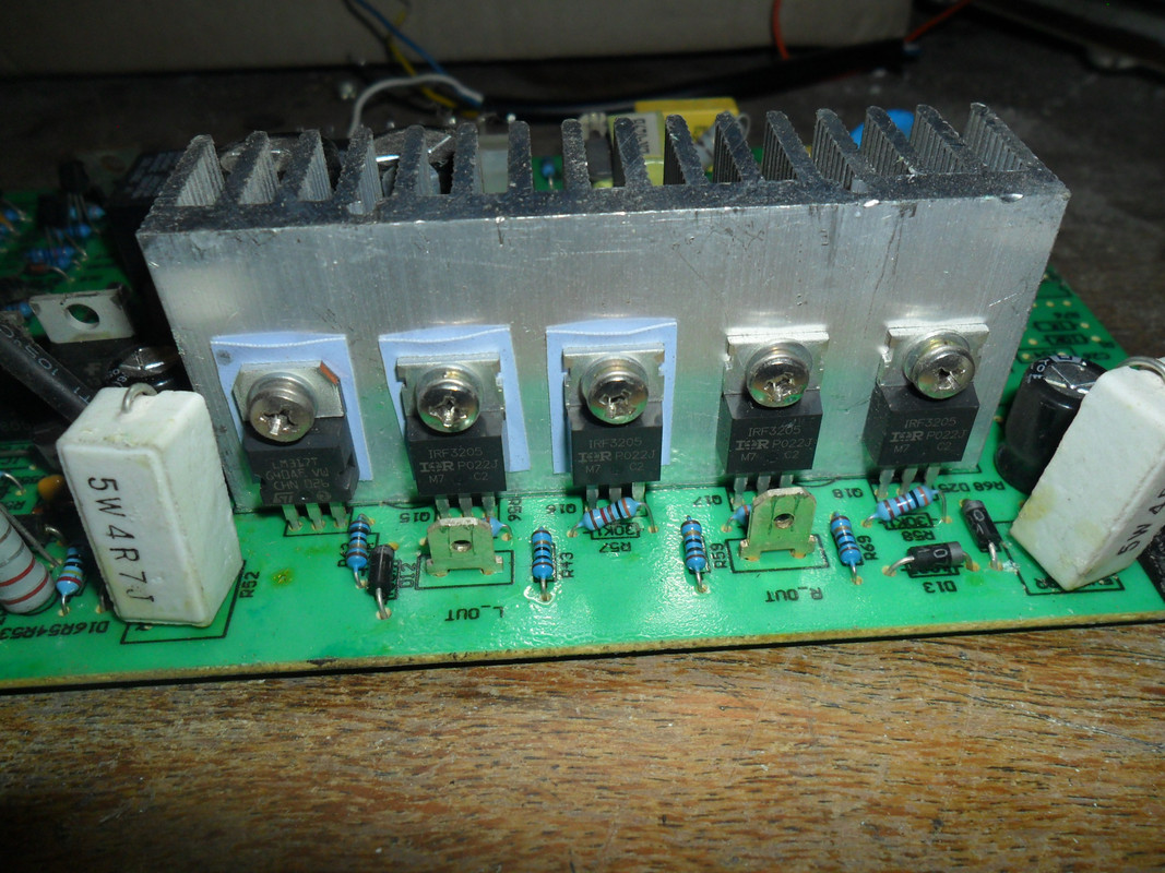 SAM 9952 — Postimages