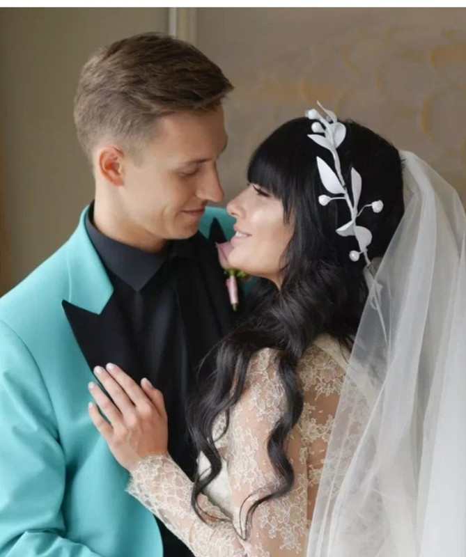 v J1 ZPFUgluw — Postimages