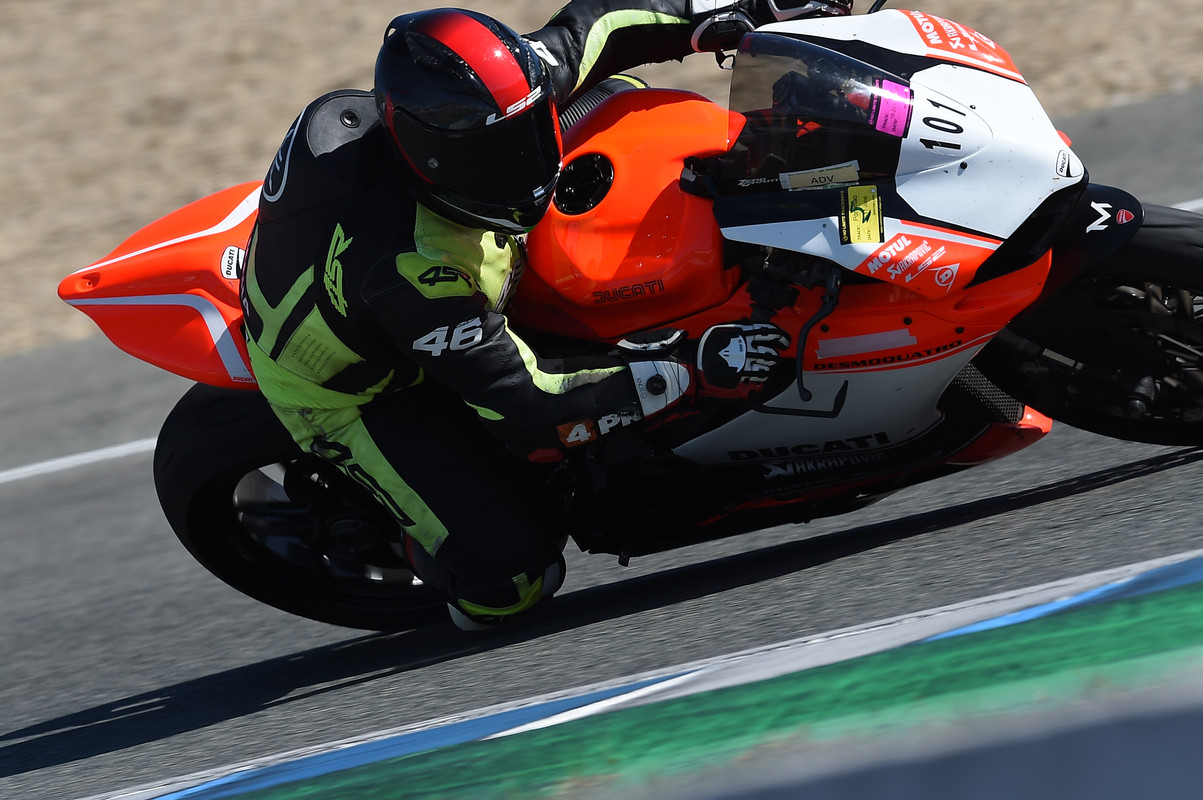 Gen 2 Bmw S1000rr track bike and 2007 Ducati 1098 | BMW S1000RR & HP4 ...