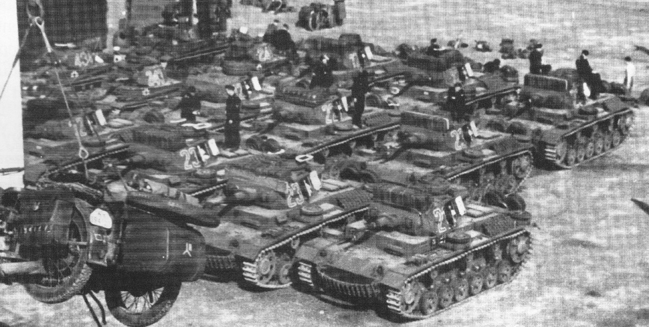 White hatch interiors? - AFV WWII - Britmodeller.com