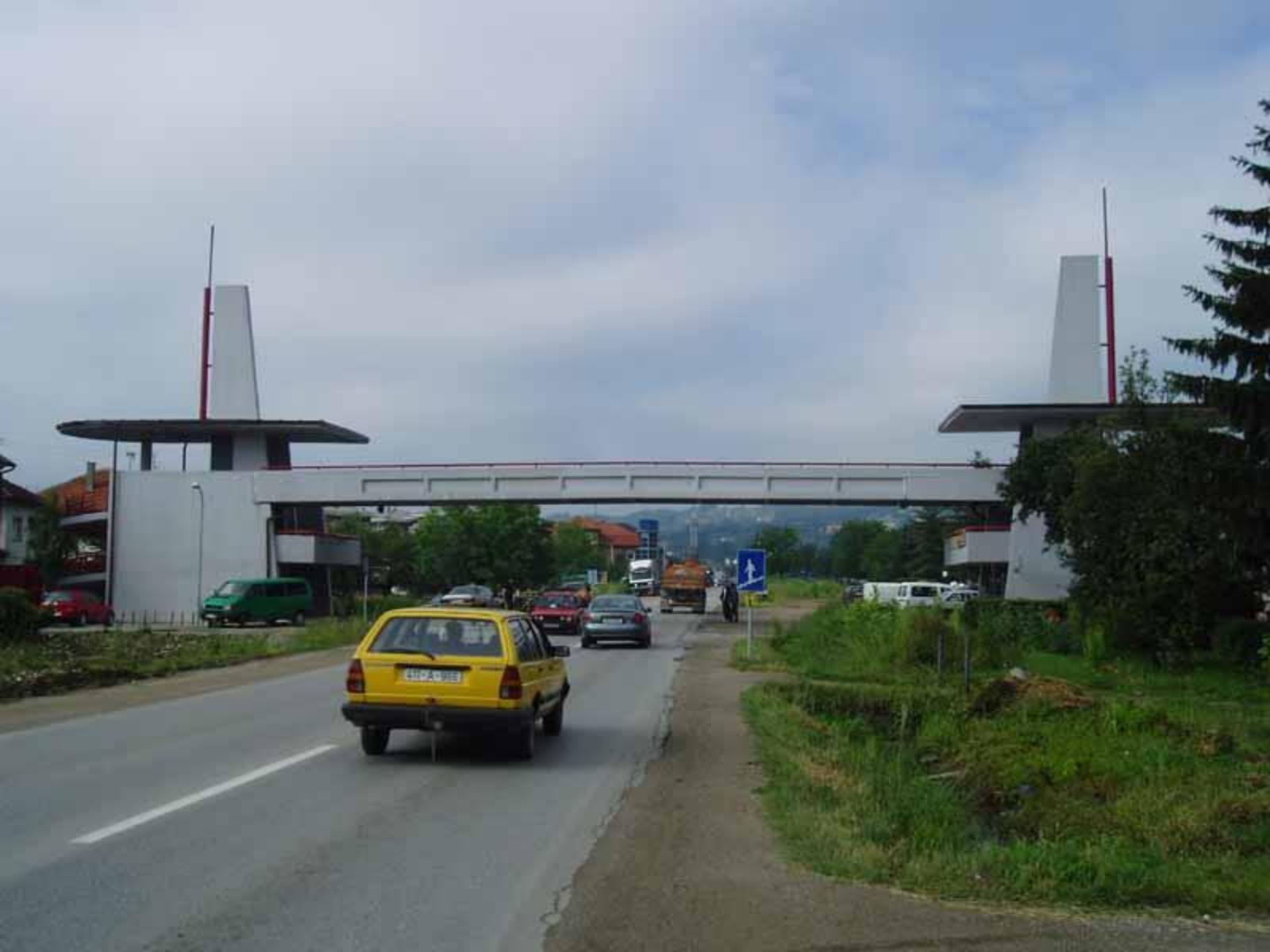 tranzit 2002 — Postimages