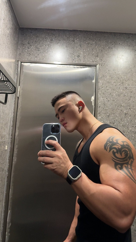 F JZrisa AAA9jx W — Postimages