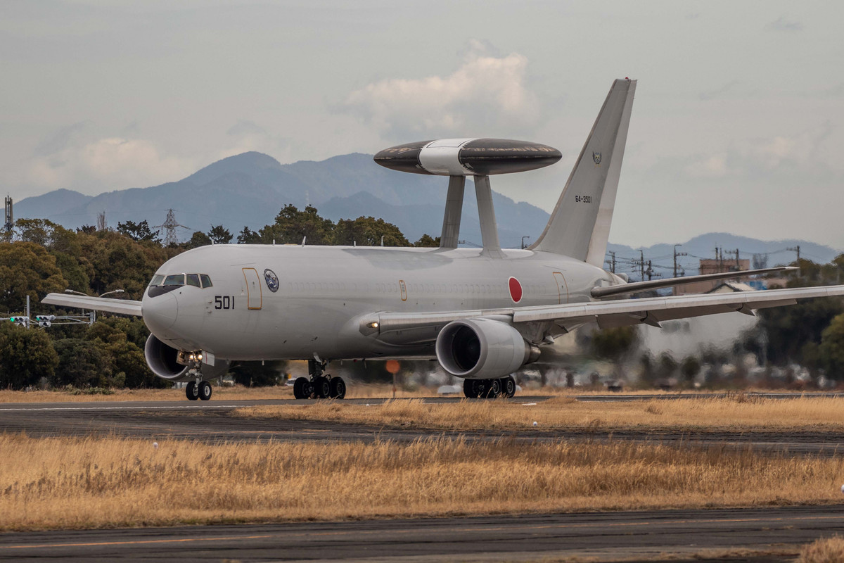 E 767 JASDF (1) — Postimages