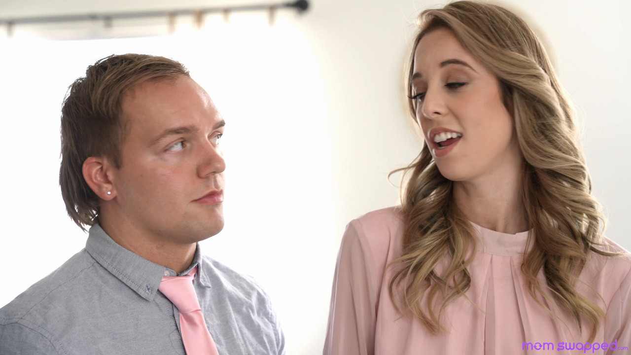 Mandy Waters Millie Morgan Tending To Our Stepmoms Garden S2 E10 MOMSWAPPED mp4 0002 — Postimages