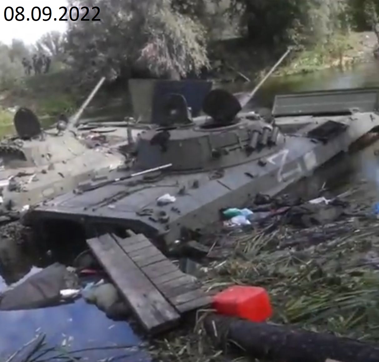 1020 bmp1 2 — Postimages