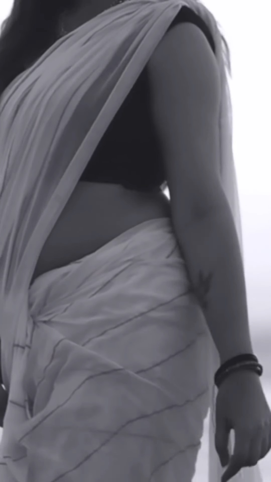 selby sacaria hot navel in white saree mp4 snapshot 00 39 251 — Postimages